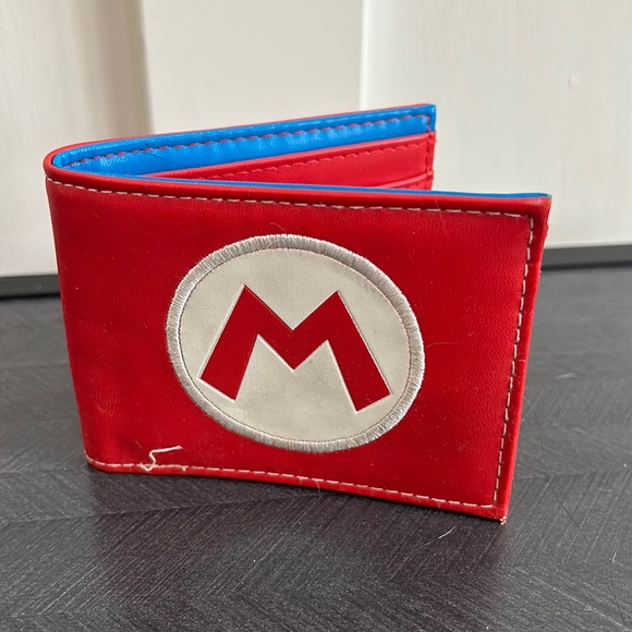 Other | Nintendo Super Mario Bros Bifold Wallet | Poshmark